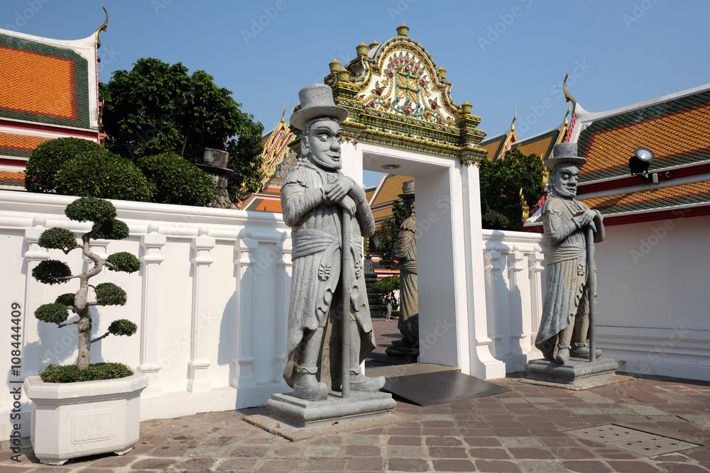Foto de TRANSITION GATE WITH STATUE Temple transition gate decorate ...