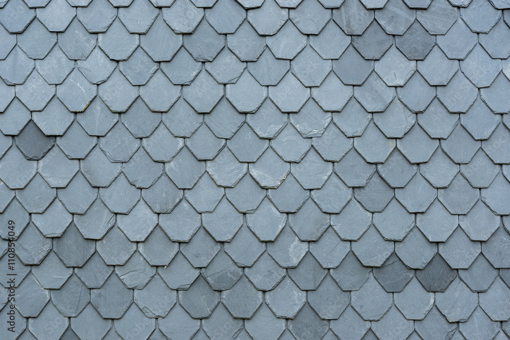 Schiefer an einem Schieferdach und Schieferfassade Stock Photo | Adobe ...