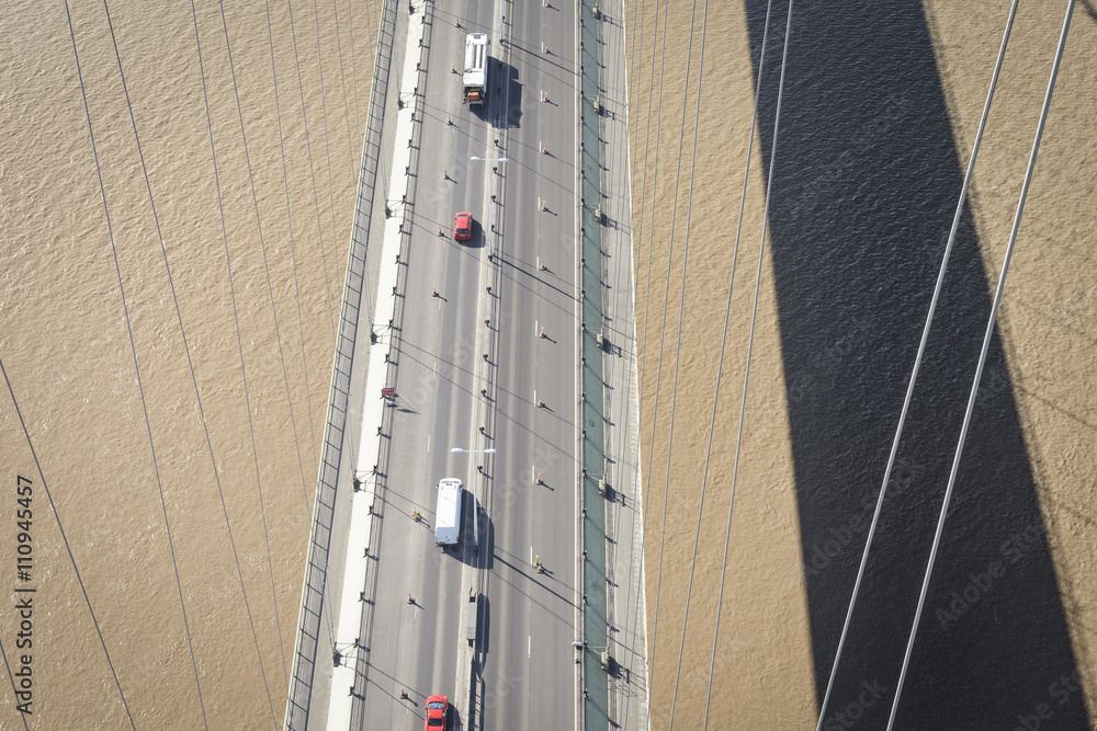 Overhead view of roadway on suspension bridge. The Humber Bridge, UK ...