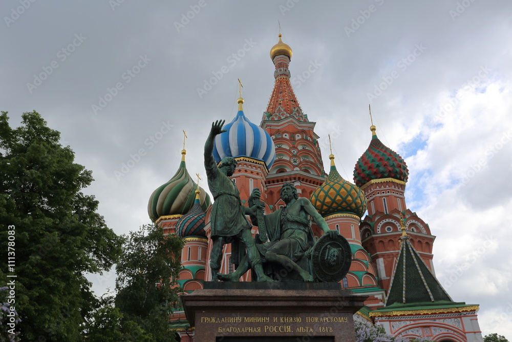 Poster Exterior of the building of the famous St. Basil's Cathedral ...
