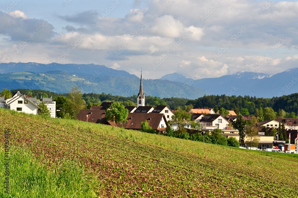 Blick auf Gemeinde Mettmenstetten im Knonaueramt, Kanton Zürich ...