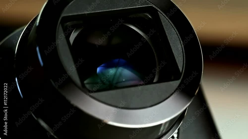 Vidéo Stock Zoom lens of a camera extending | Adobe Stock