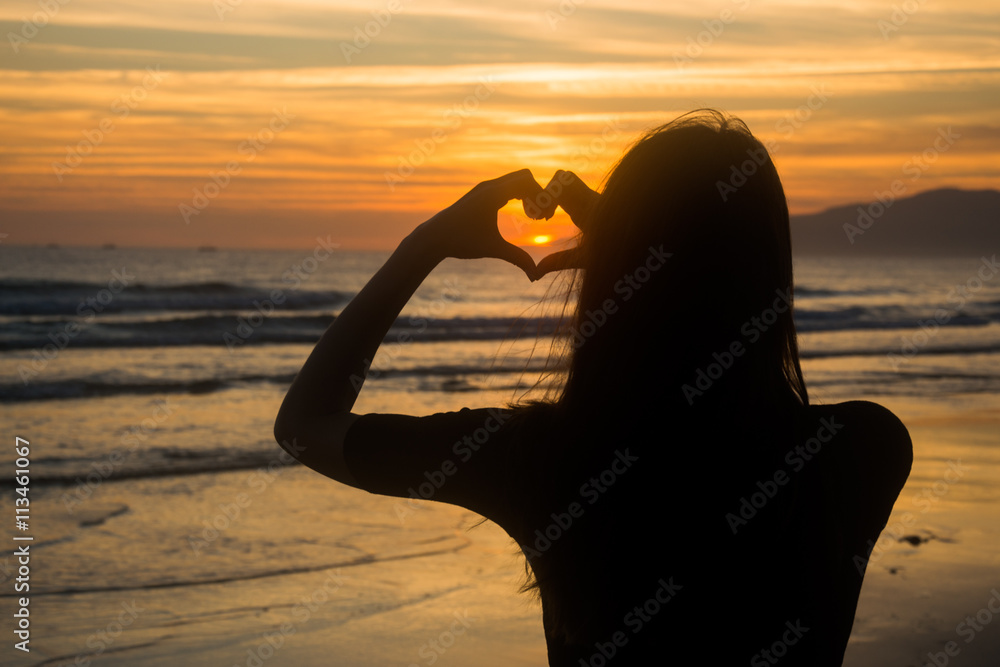 Love Hands Silhouette