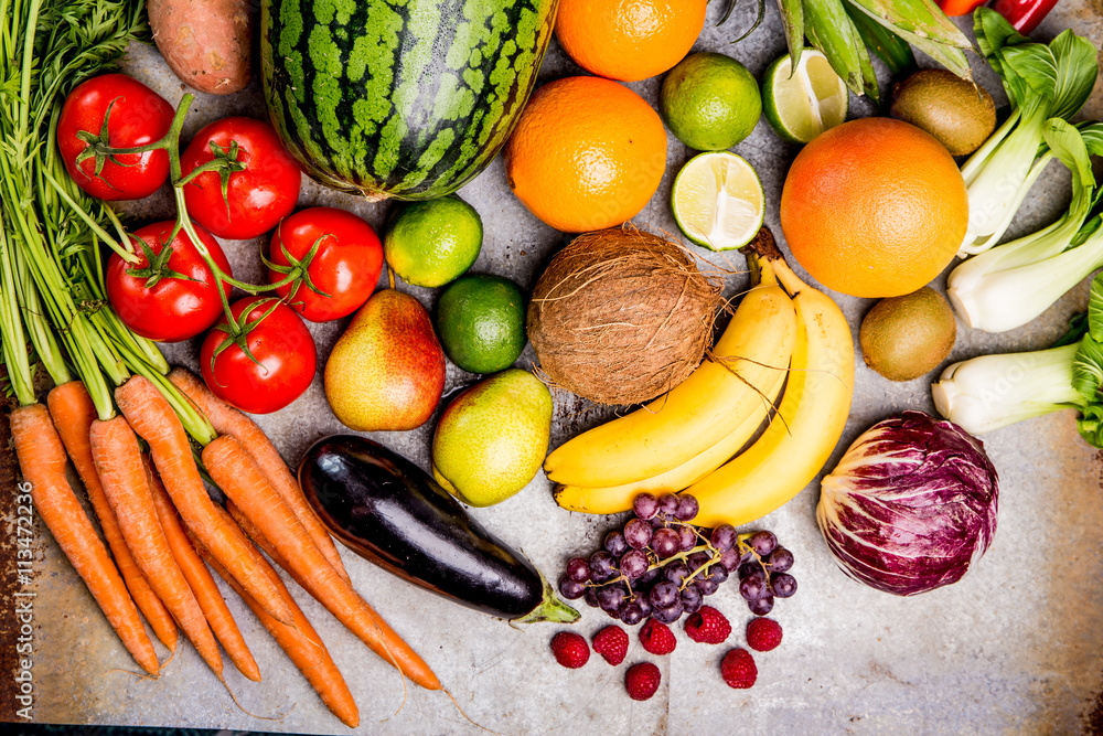Frisches Obst und Gemüse Stock Photo | Adobe Stock