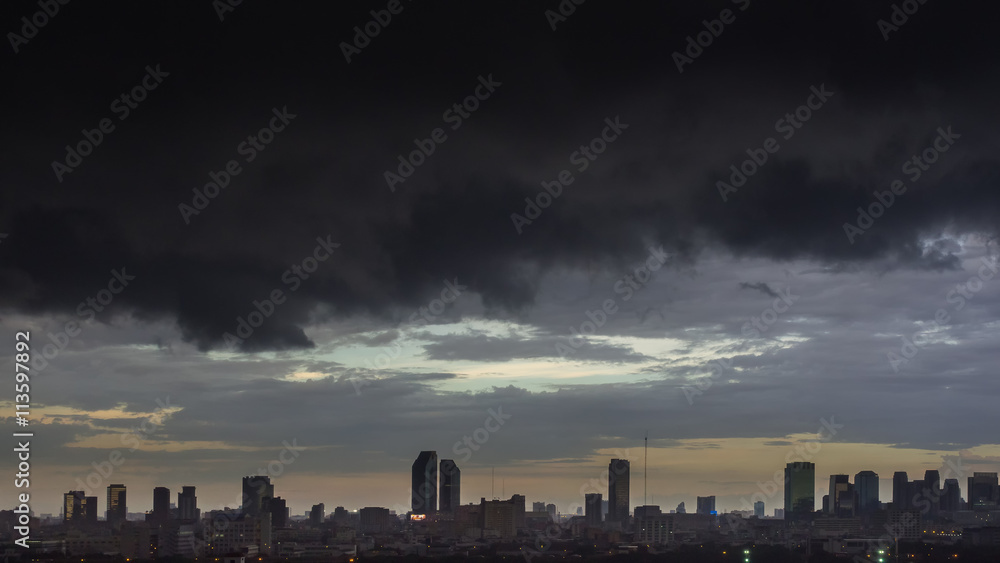 Cityscape of Bangkok before raining, dark huge nimbus clouds and the ...