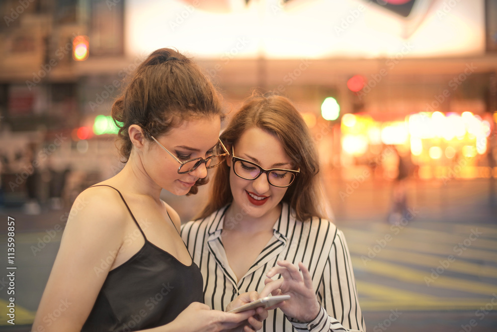 Girls hanging out together Stock-Foto | Adobe Stock