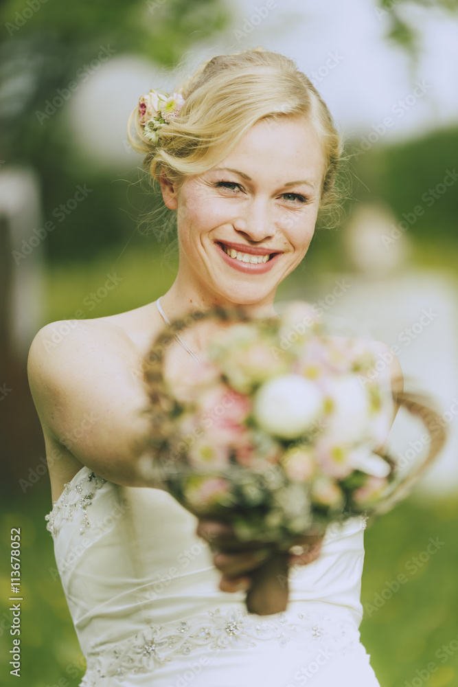 Bride with bouquet Stock-Foto | Adobe Stock