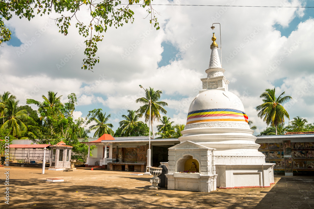 MATARA, SRI LANKA - Weherahena buddhist temple is said be the largest ...