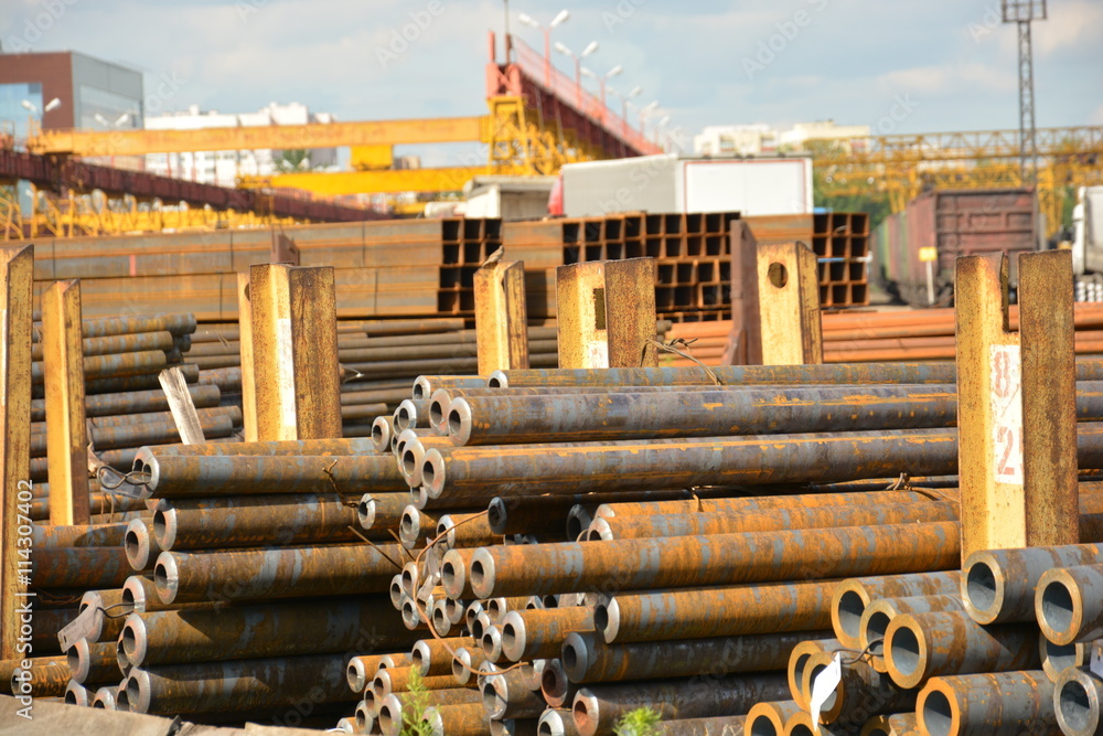 Reinforced tube. Heavy-wall metal pipe. Thick-walled pipe. Stuck of ...