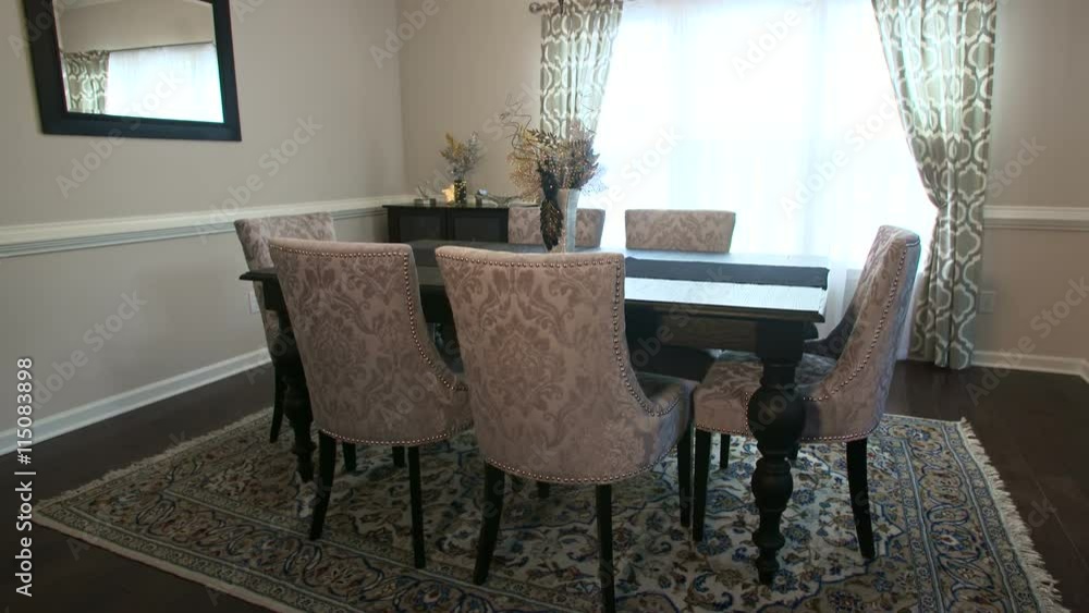 Vidéo Stock Dining Room Rise Up from Side to Light Fixture. starting ...