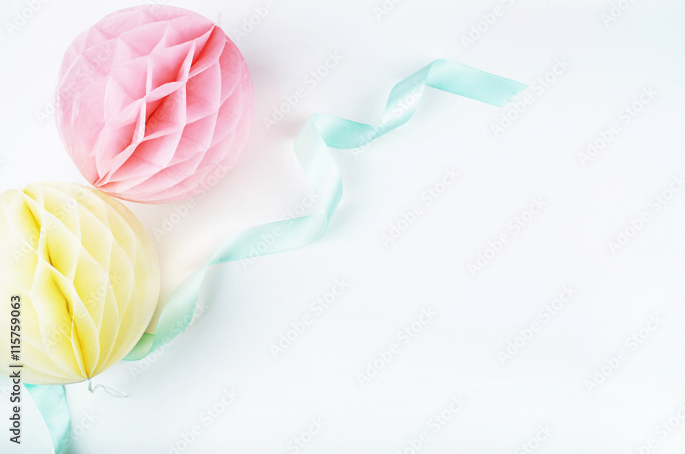 Paper colorful balls. Table view and mock up background. Wedding ...