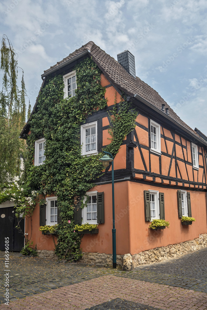 Historische Altstadt von Hochheim am Main Stock-Foto | Adobe Stock