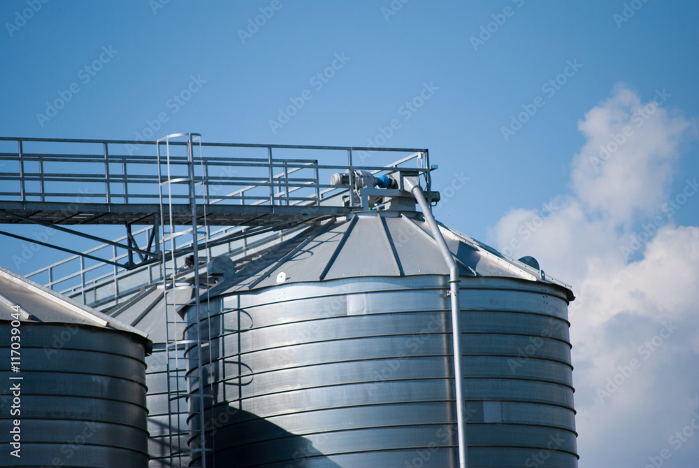 silo infrastructure details Stock Photo | Adobe Stock