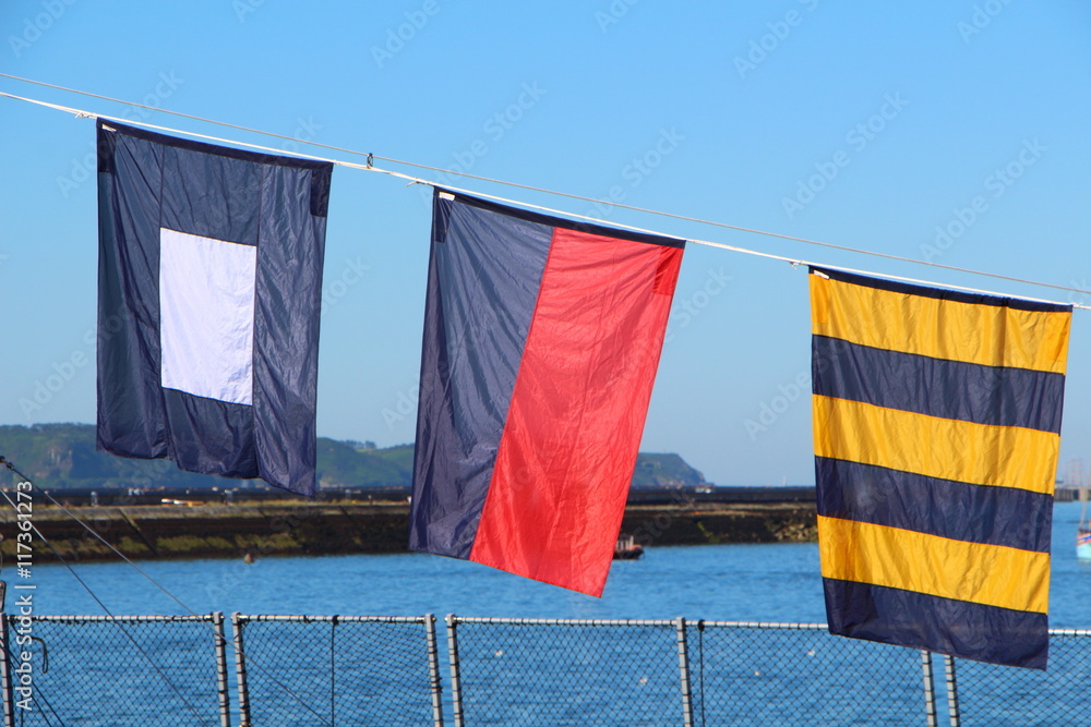 Drapeaux du code international maritime Stock Photo | Adobe Stock