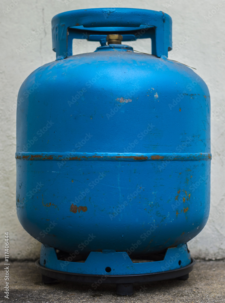 Foto de Botijão de gás azul do Stock | Adobe Stock