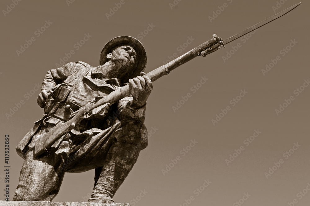 Poster British WW1 Soldier Statue – Wall Art | UkPosters