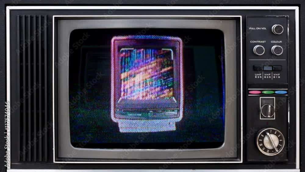 sequence of vintage retro television analogue distortion Stock ビデオ ...