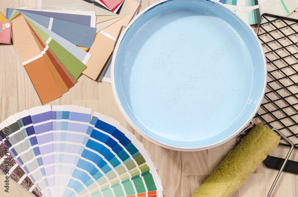 Foto de Blue paint can. Samples with different shades of blue and can ...