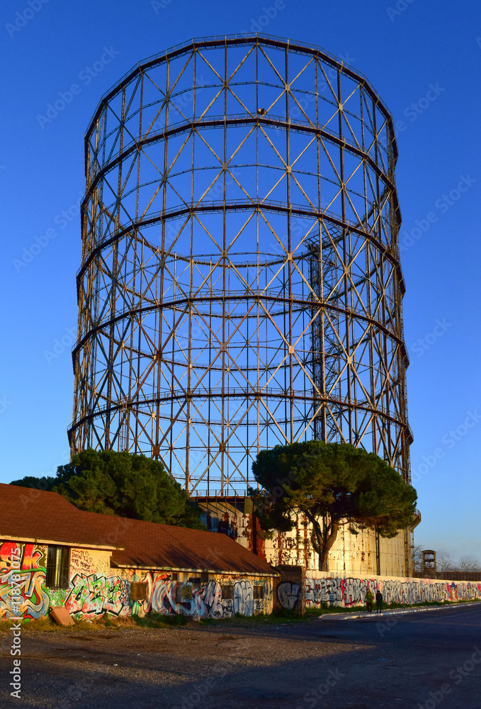 Foto de Gasometro, also called Gazometro, is an old structure of gas ...
