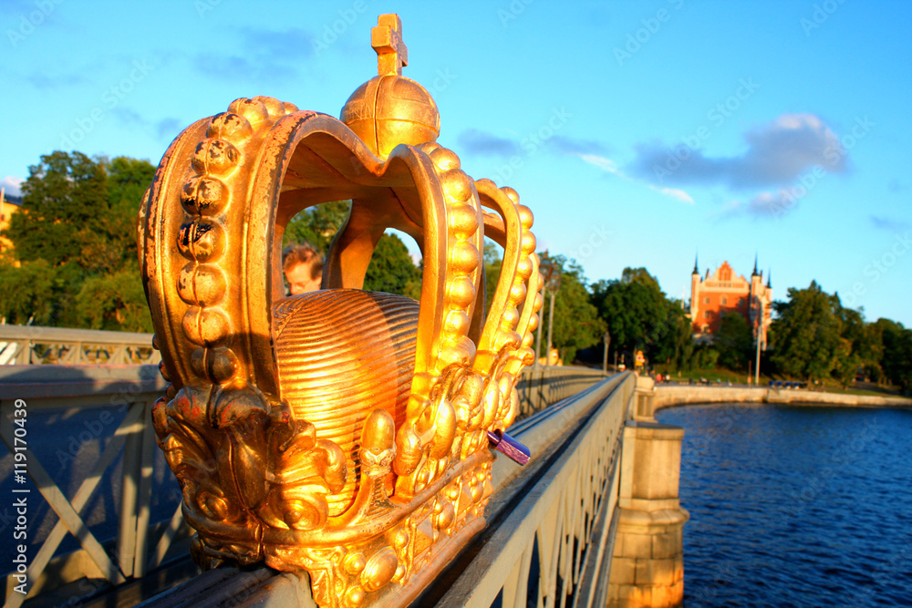Skeppsholmsbron (Skeppsholm Bridge) With Its Famous Golden Crown Stock ...