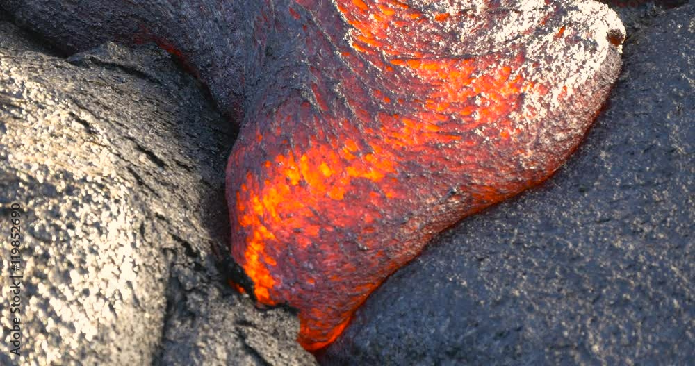 Hawaiian Lava flow from Kilauea volcano Hawaii. Lava stream flowing in ...