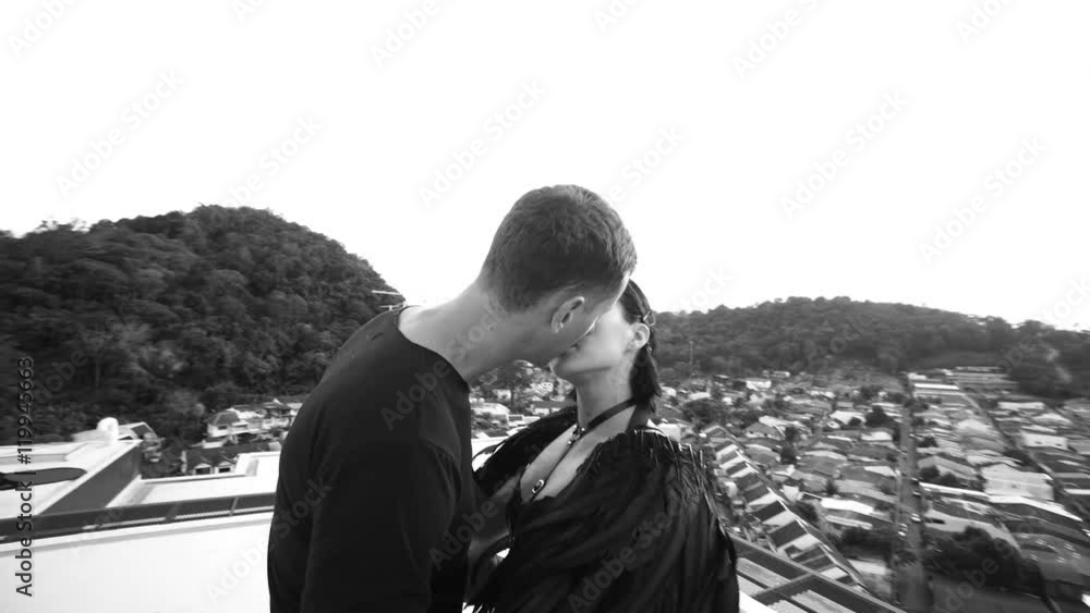 Vidéo Stock Black and white video of romantic kiss between man and ...