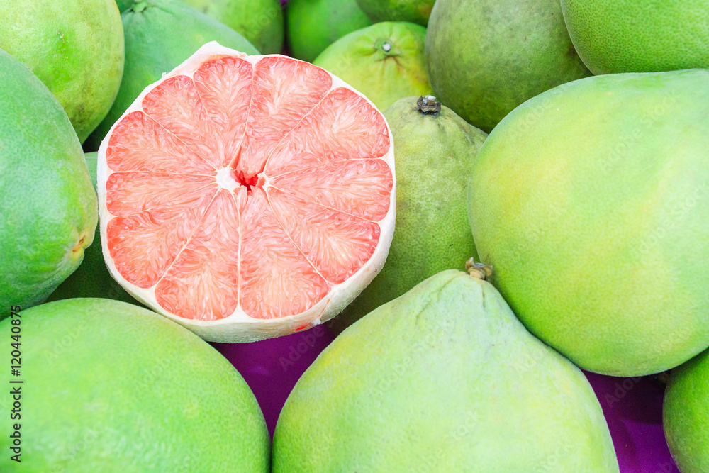 Siam ruby pomelo fruit, The Ruby of Siam is a breed of grapefruit and ...