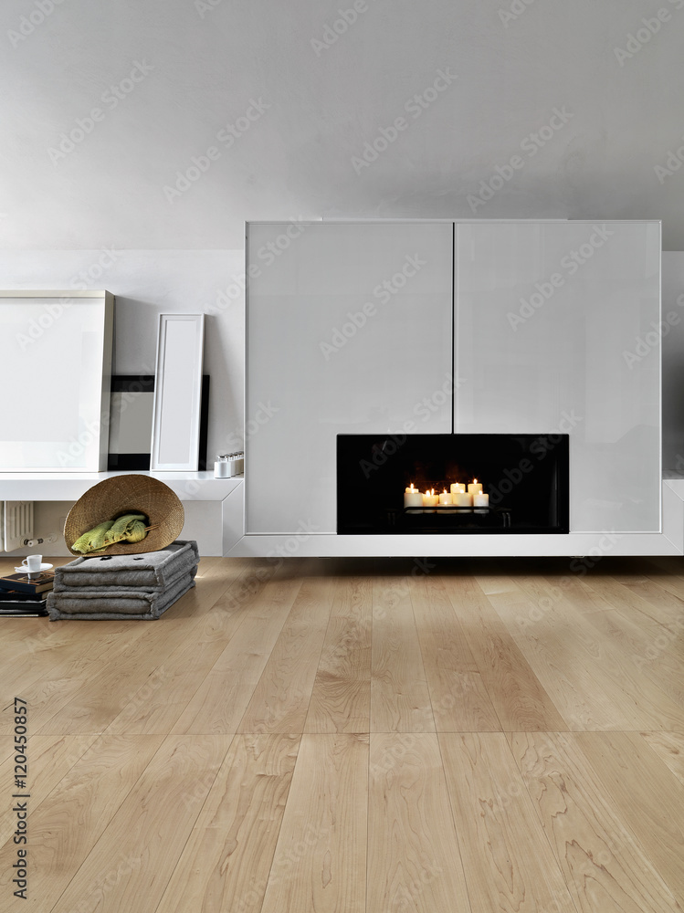 Foto de foreground of a modern fireplace in the living room whose floor ...