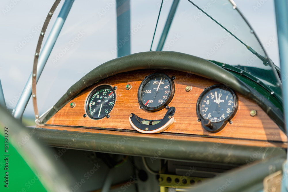 Historic aircraft biplane on runway, Historic aircraft cockpit ...
