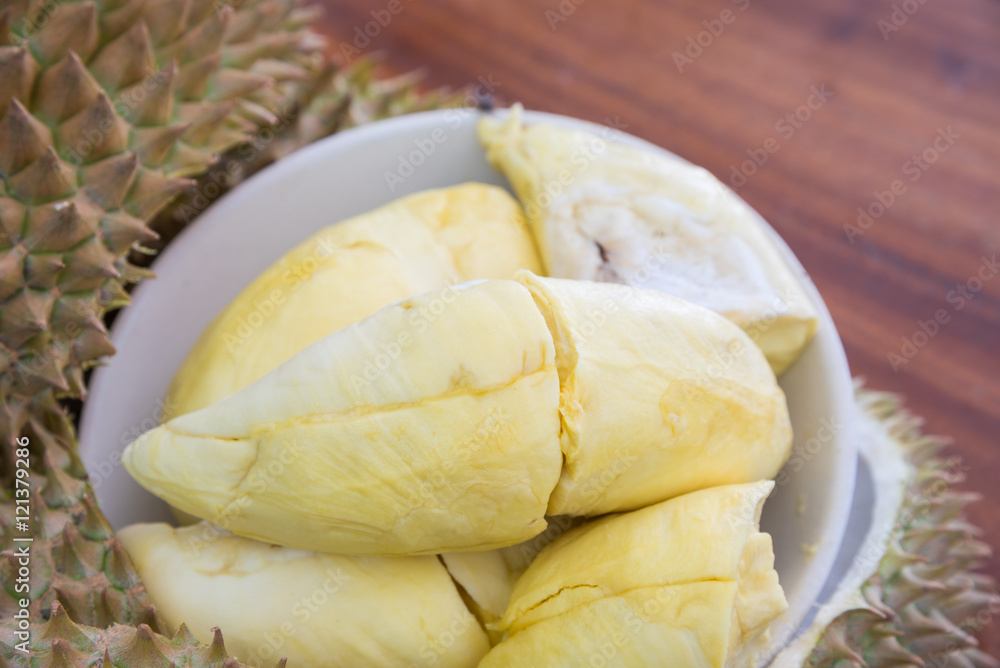 Yellow durian in White dish, Mon Thong durian fruit on woog tab Stock ...