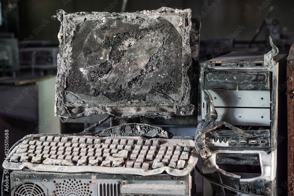 Personal computer burnt due to electricity short circuit - Threat to ...