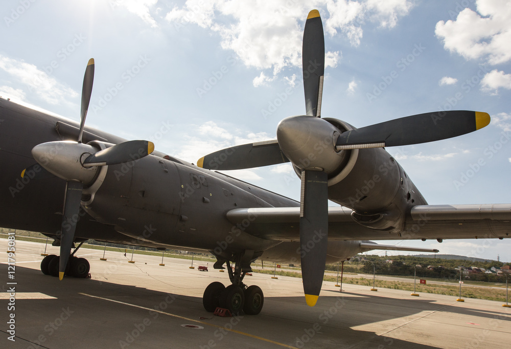 самолёт на авиа шоу в Геленджике Photos | Adobe Stock