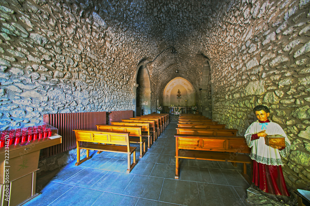 Foto de capilla santuario catolico del far publica en girona cataluña ...