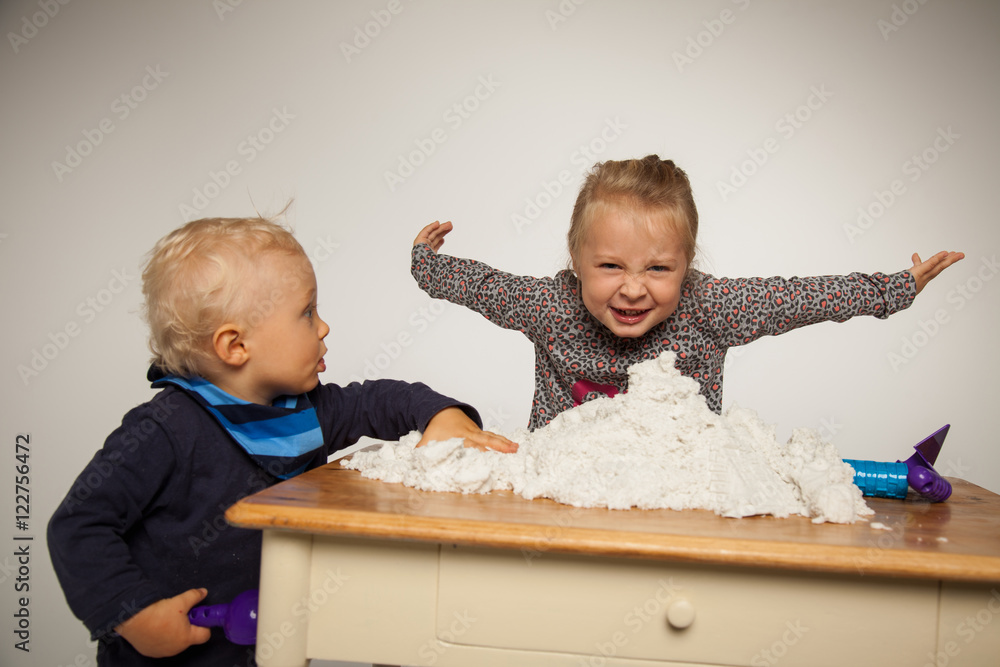 Spaß am spielen Stock-Foto | Adobe Stock