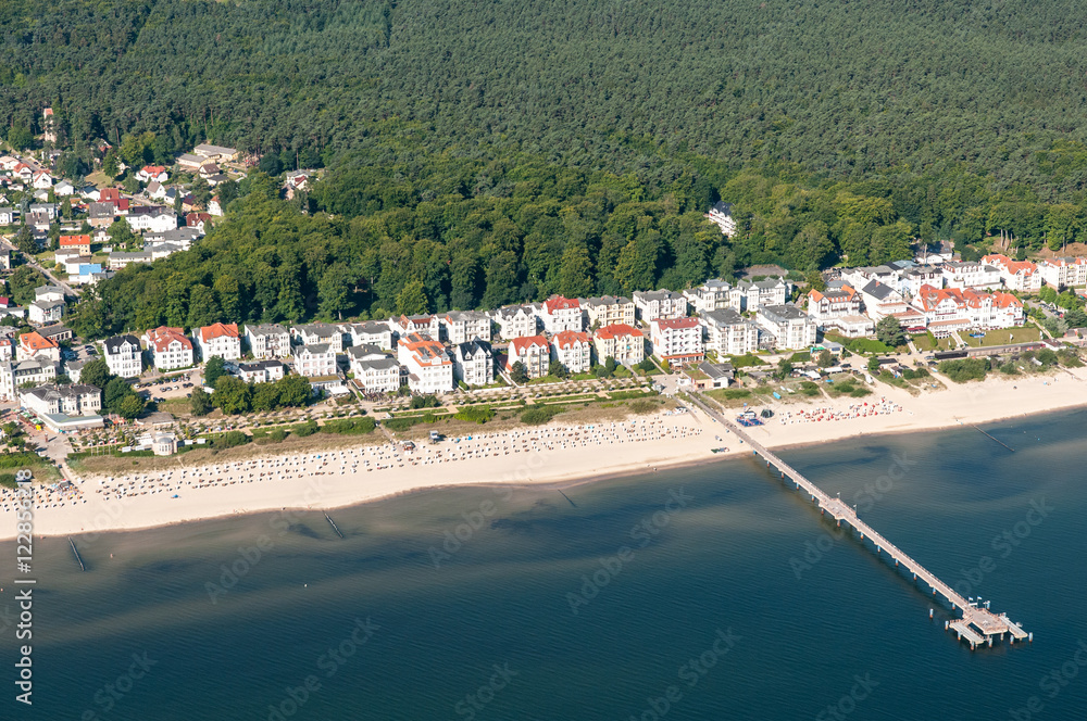 Luftaufnahme von Bansin auf der Insel Usedom Stock Photo | Adobe Stock