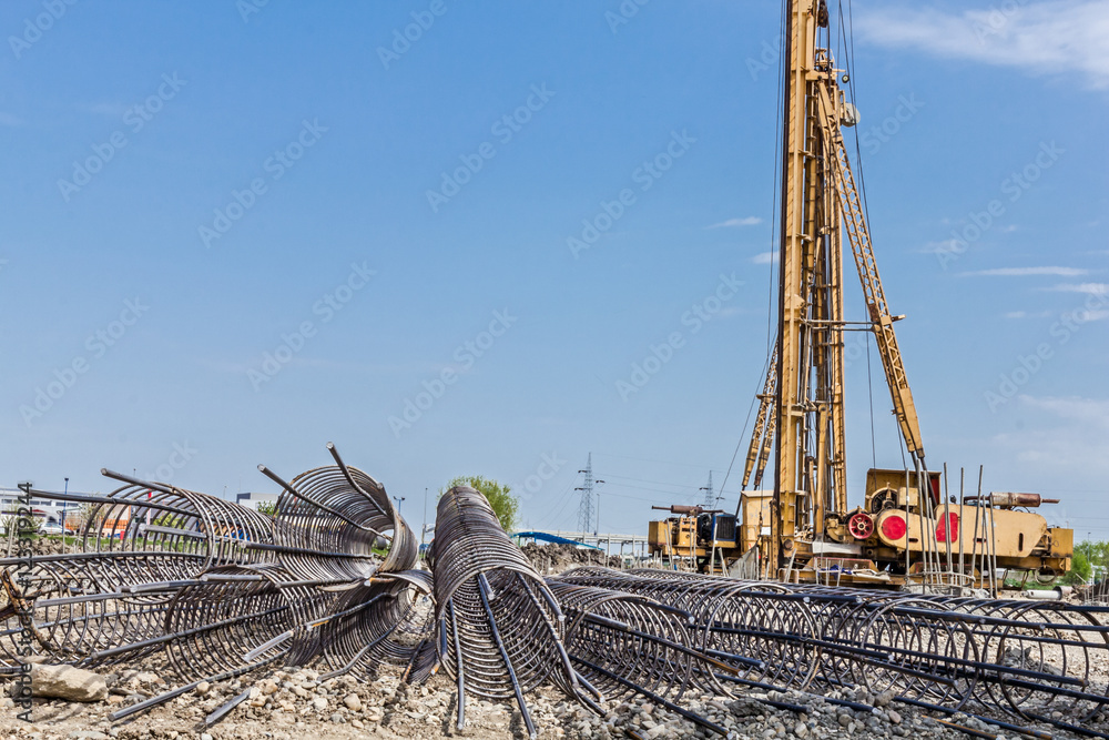 Skeleton of reinforcing steel, armature, bar at construction sit Stock ...