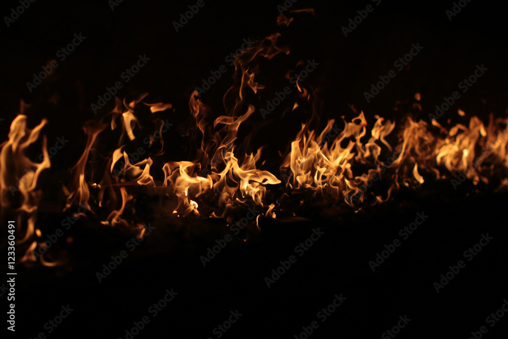 Fire line on black Stock 写真 | Adobe Stock