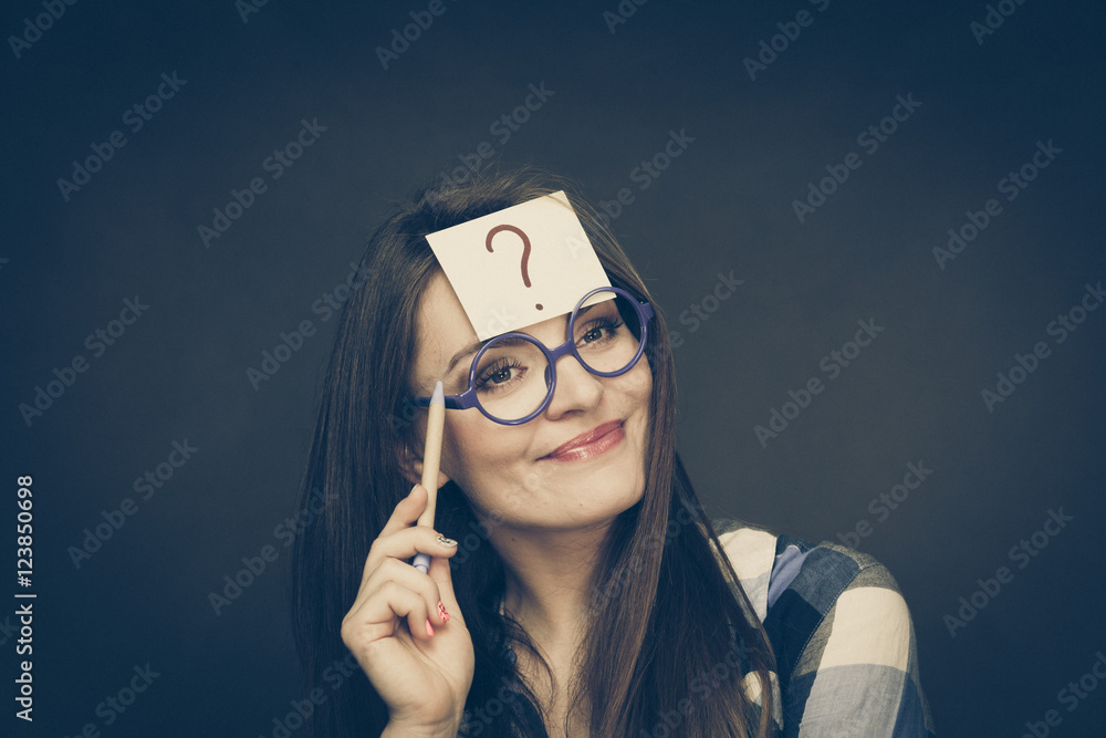woman thinking question mark on her head Stock Photo | Adobe Stock