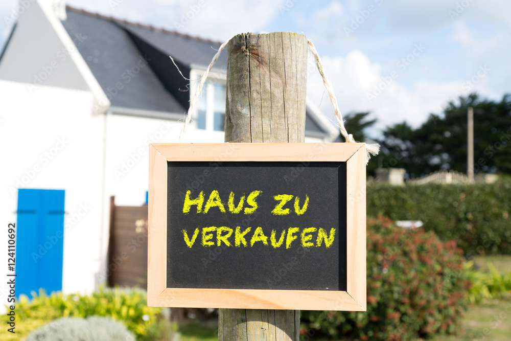 Haus Zu Verkaufen Schild