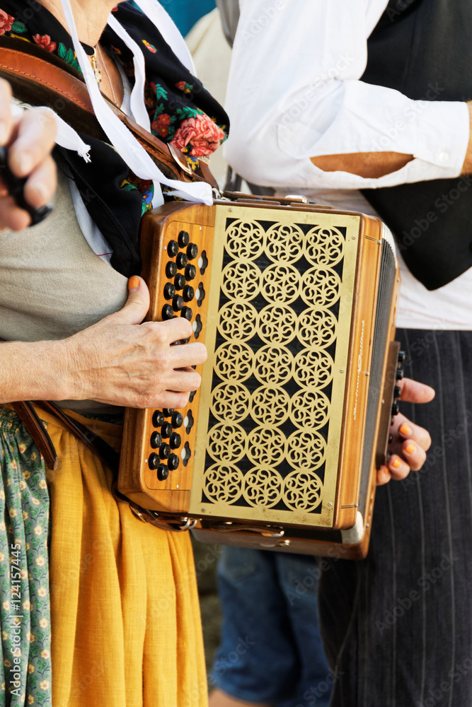 accordéoniste Stock Photo | Adobe Stock