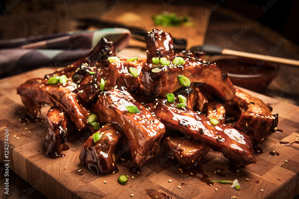 Foto de Barbecued Ribs - Food Photography do Stock | Adobe Stock