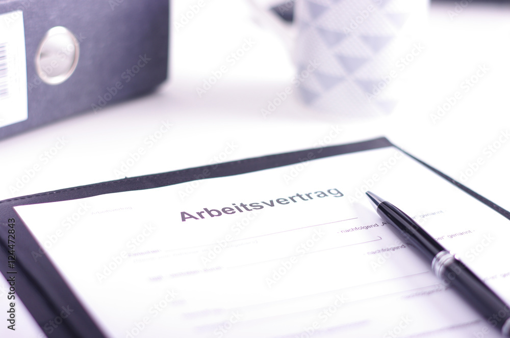 Arbeitsvertrag Stock-Foto | Adobe Stock
