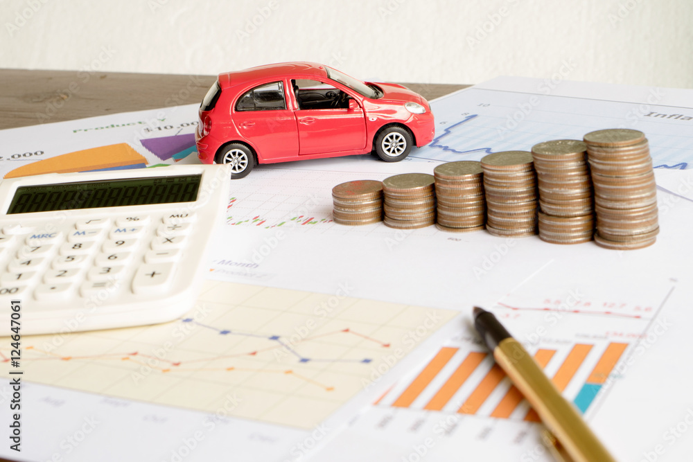 Foto de Car expenses calculate with notes and toy car do Stock | Adobe ...