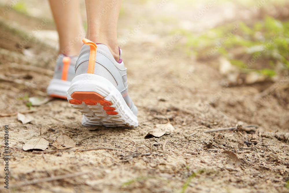 Sports, fitness and healthy lifestyle concept. Freeze action close up ...