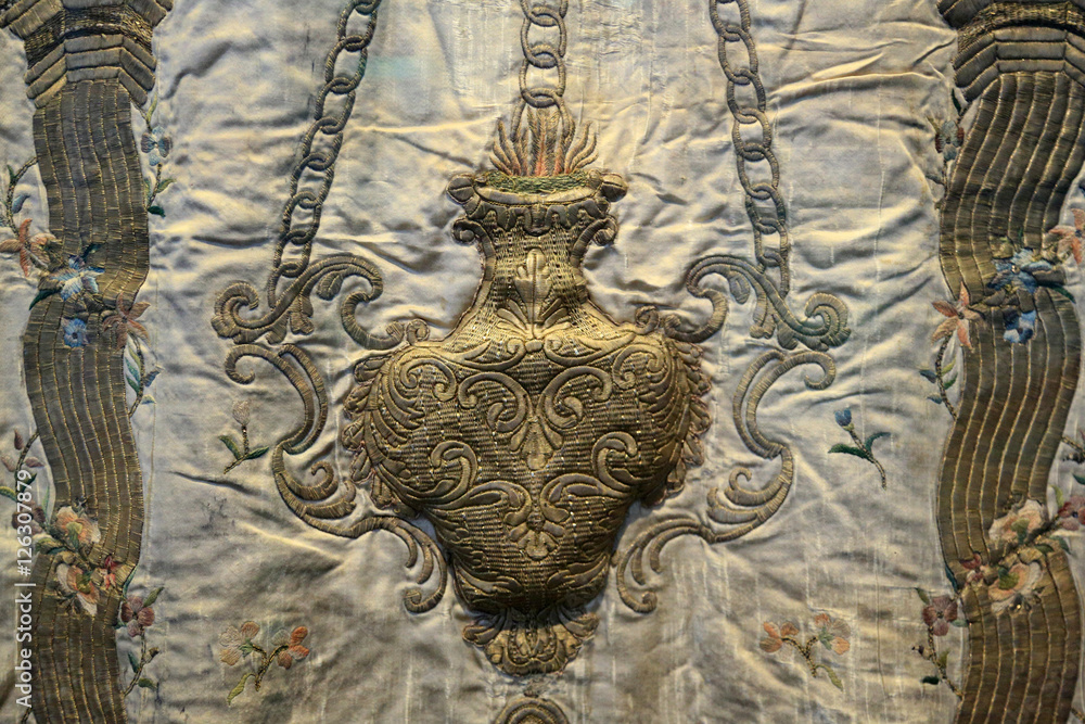 Torah ark curtain. Turkey. 1884. The Horb Synagogue. Germany. 18th ...