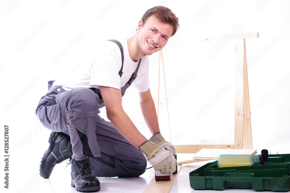 sympathischer, junger Handwerker Stock-Foto | Adobe Stock