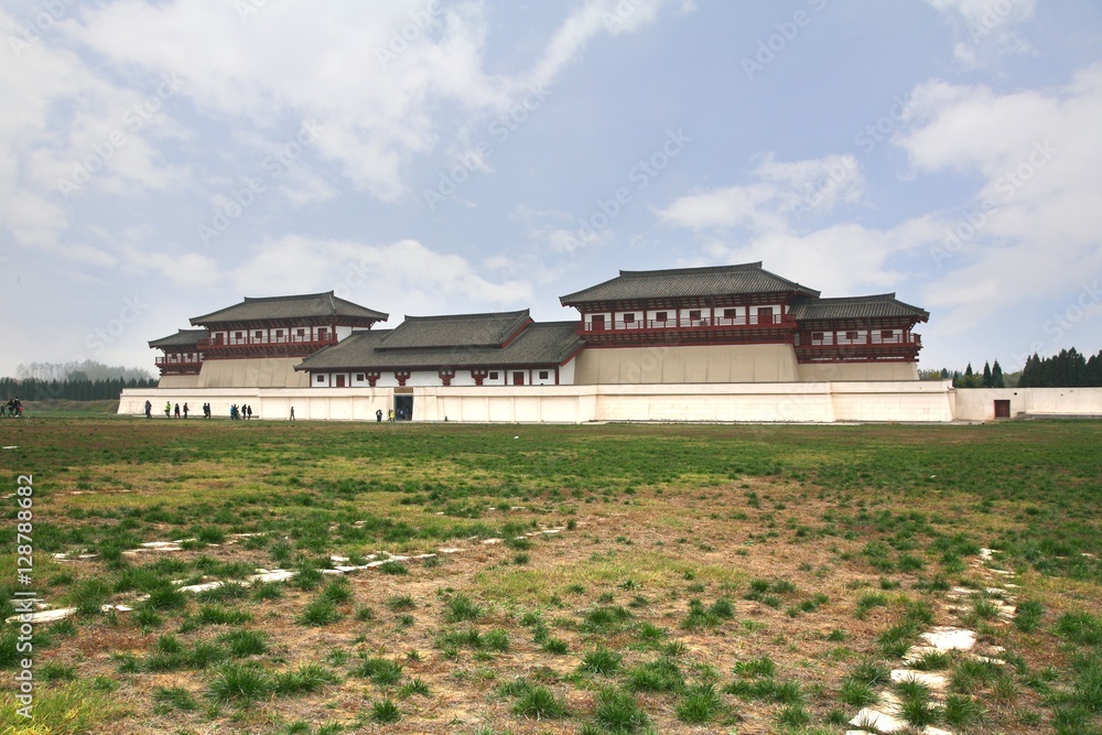 Poster The Han Yang Ling Mausoleum is the burial place of Emperor Jing ...
