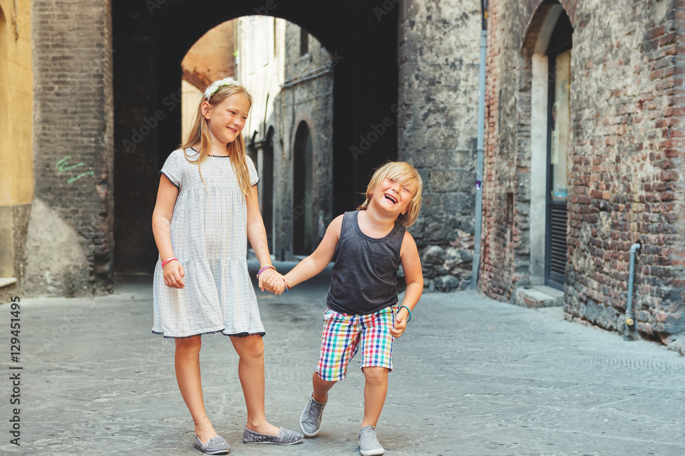 Italian Children Playing