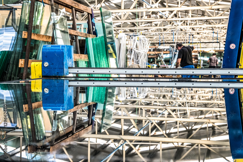 Cutting Glass automated machine for glass panels for PVC Windows and ...