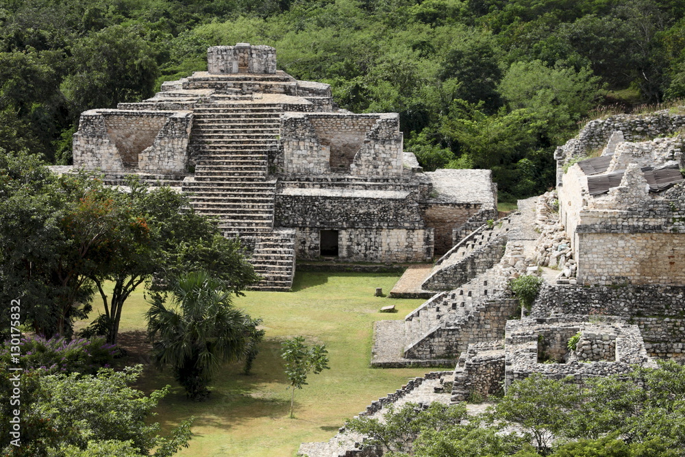 Oval Palace with the Twin Pyramids at the right, Mayan ruins, Ek Balam ...